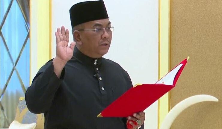 Sanusi sworn in as Kedah MB — The True Net