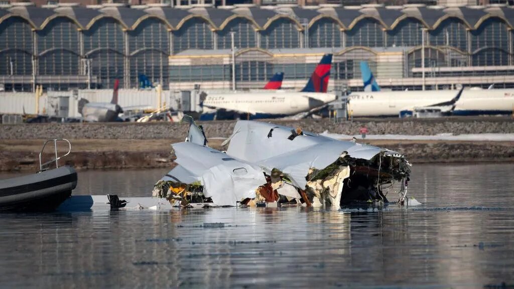 DC plane crash black boxes found — The True Net